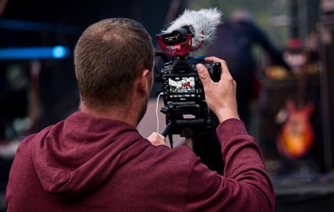 What’s The Best DSLR Microphone For Vlogging?