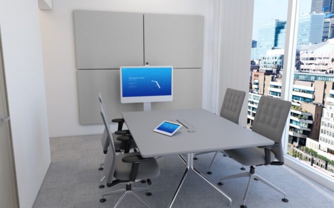 5 Reasons Your Office Needs a Huddle Space
