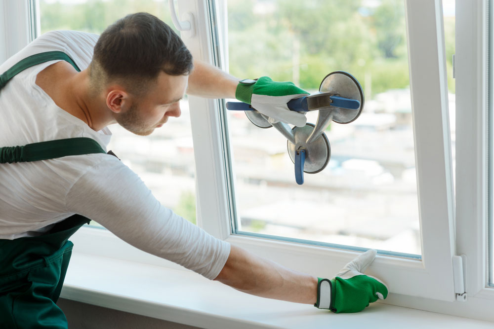 5 Pros And Cons Of DIY Broken Window Glass Repair