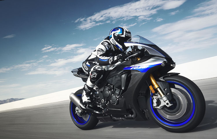 Does a Windshield on a Motorcycle Make a Difference - 2024 Guide