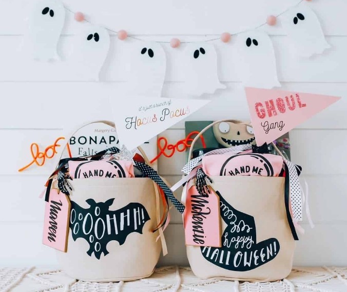 8 Tips and Ideas For Making The Best Spooky Baskets