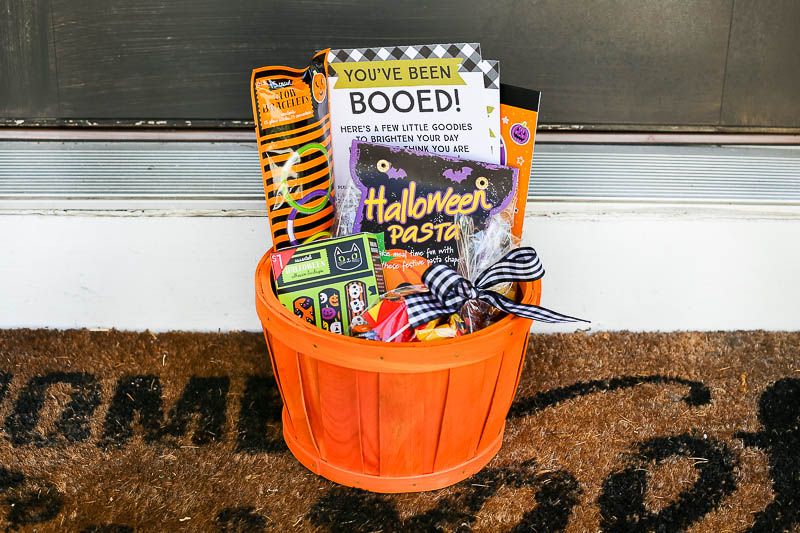 8 Tips and Ideas For Making The Best Spooky Baskets