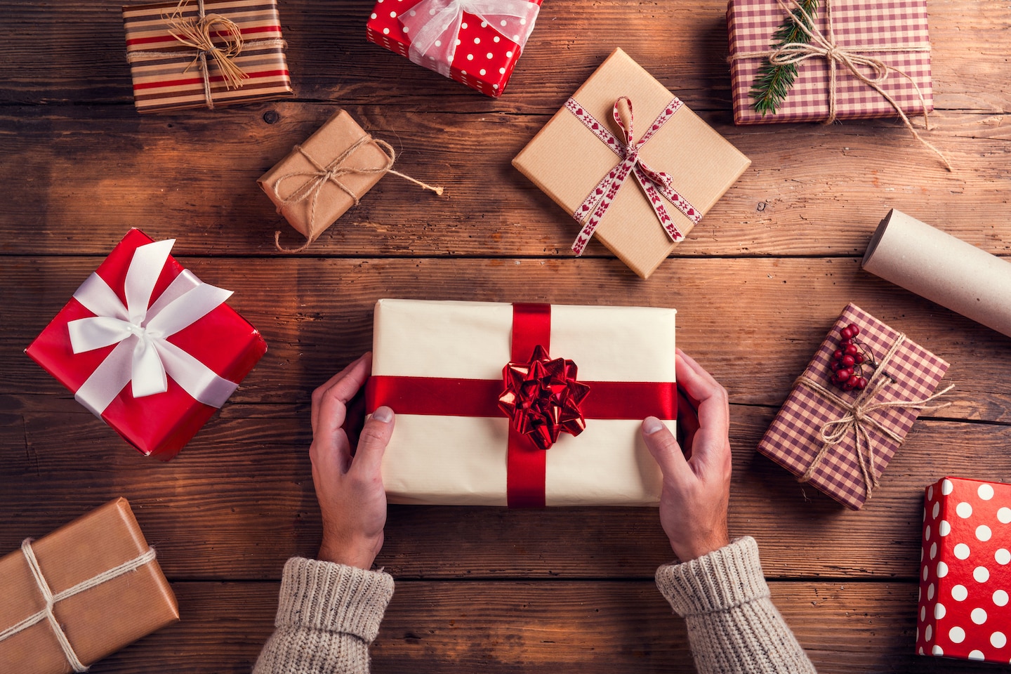 Do's and Don'ts of Gift Giving Around the World