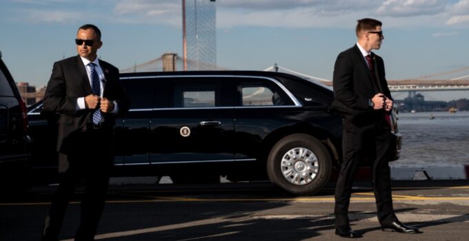 Guide to Pursuing A Secret Service Job