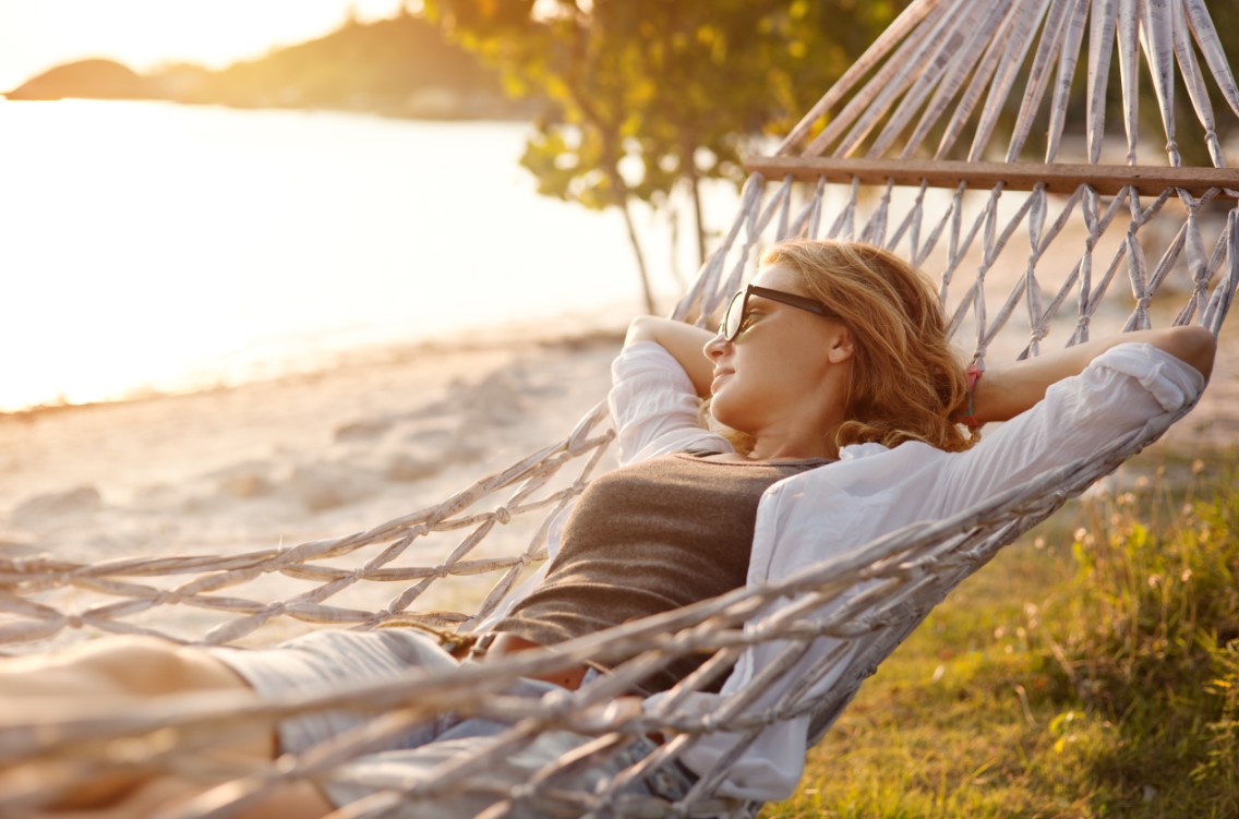 How You Can De-Stress And Disconnect From Work This Summer ─ 6 Tips to ...
