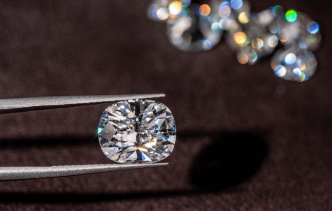 The Truth About Lab Grown Diamonds and Sustainability: 8 Things to Know ...