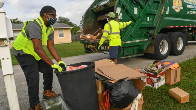 10 Smart Tips for Hiring a Garbage Removal Company
