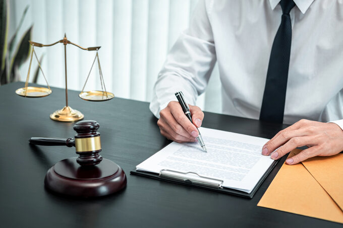 A Consumer’s Guide To Class Action Lawsuits (With Examples)