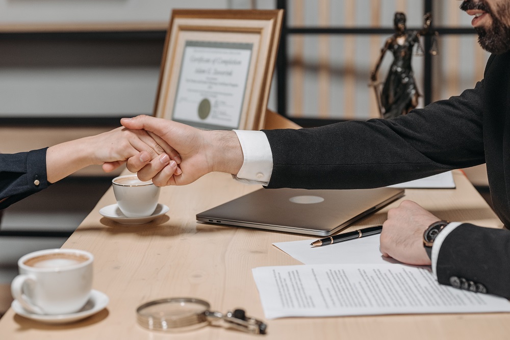 Expert Legal Advice ─ Why Choosing the Right Support Changes Everything